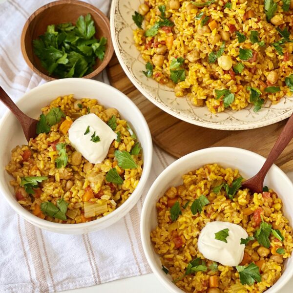 Instant Pot Turmeric Chickpea Rice Bowls - Healing Slice